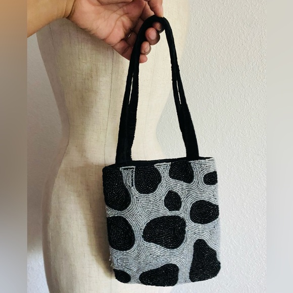 Bags | Vintage 9s Y2k Small Beaded Black Velvet Purse | Poshmark